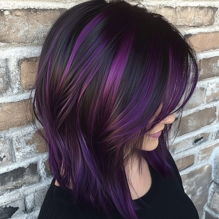 20 Dynamic Violet Hairstyle - Hair Guru