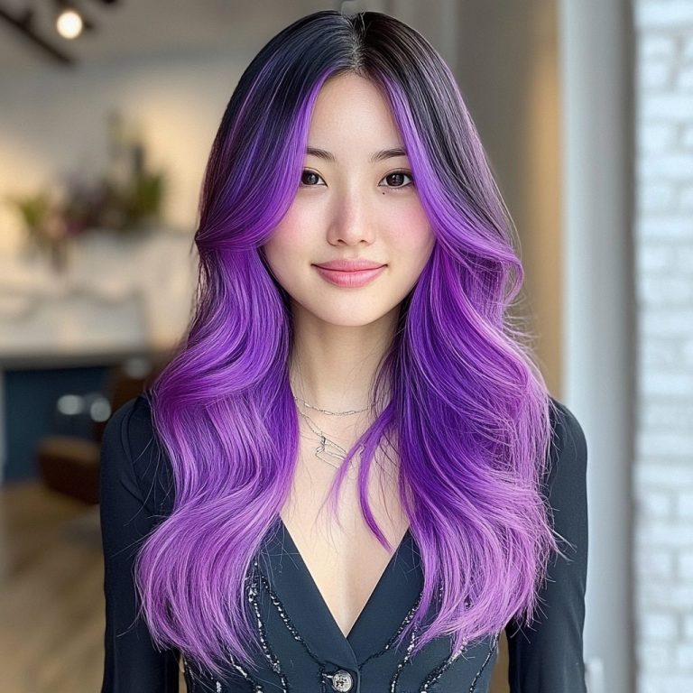 20 Dynamic Violet Hairstyle - Hair Guru